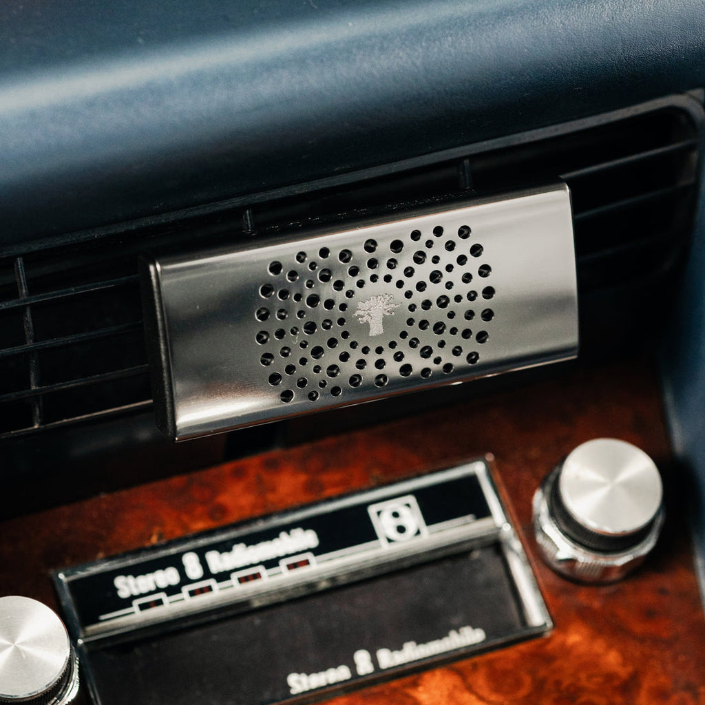 Les Exclusives Platinum Car Diffuser Amber, Nutmeg, Vetiver