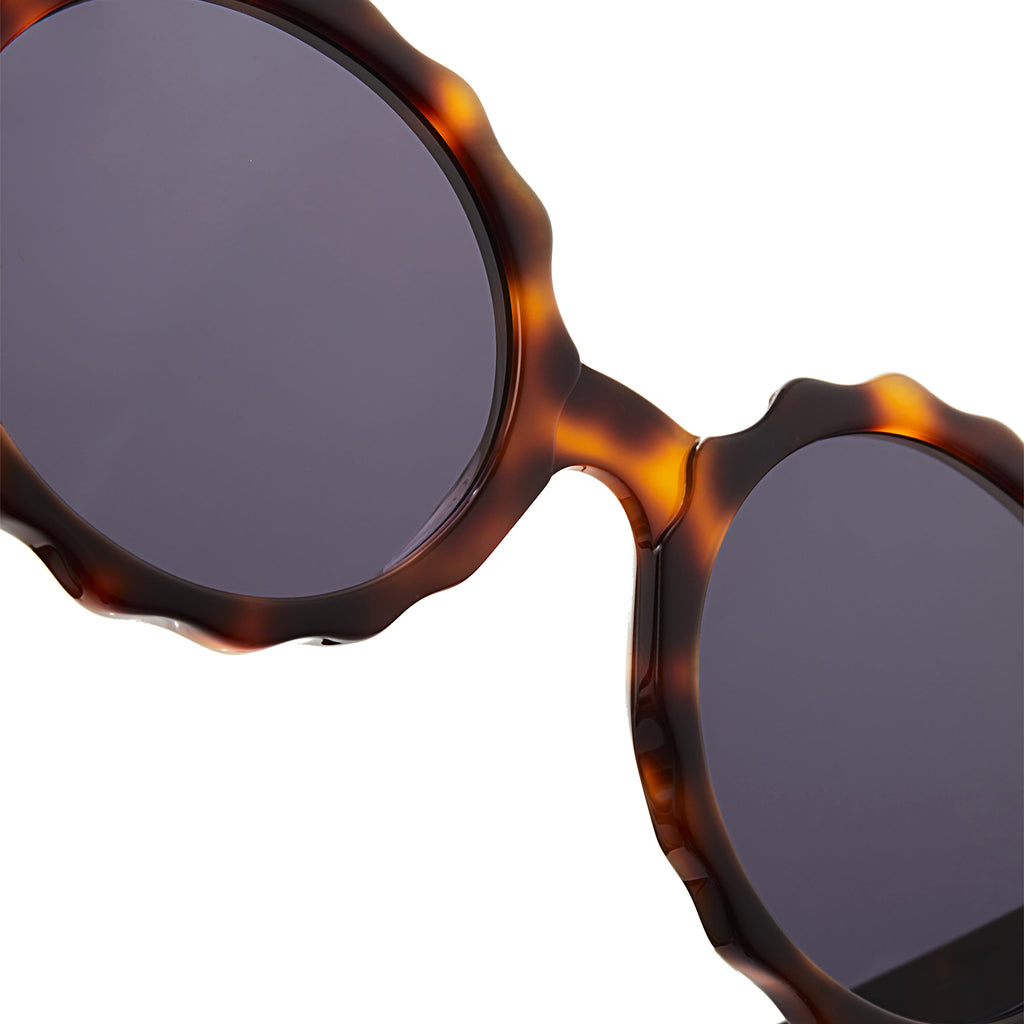 The Lily Tortoise Frame Black Lenses